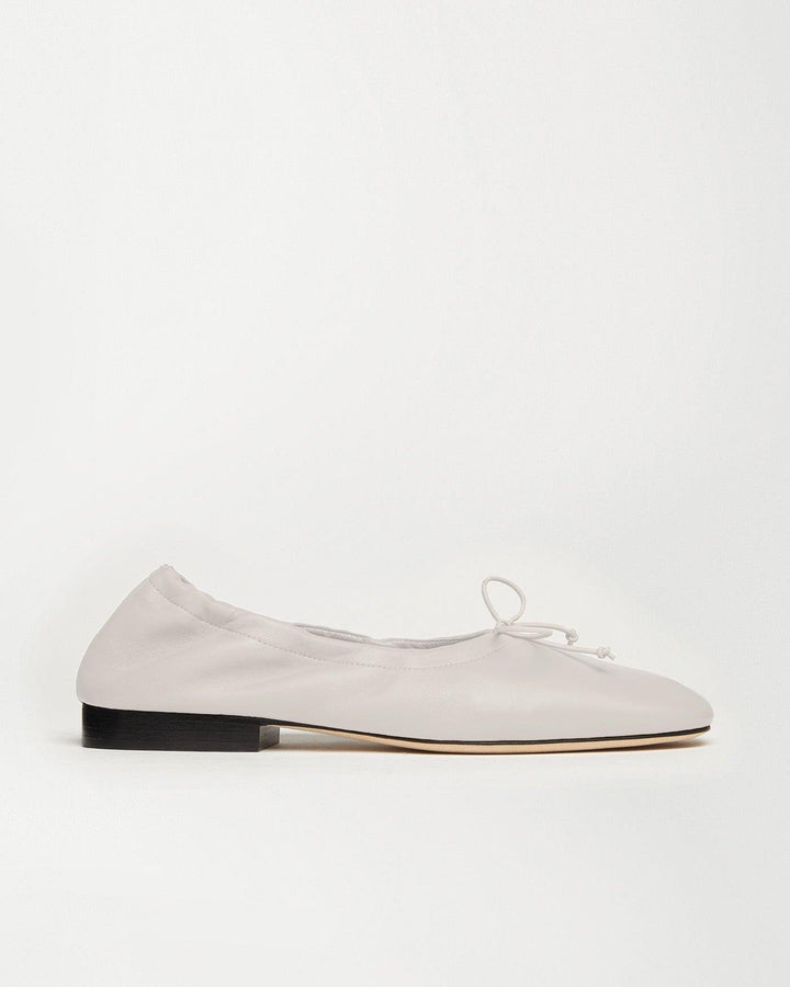 Yuni Buffa | Modern Designer Shoes for Women | Made in Italy